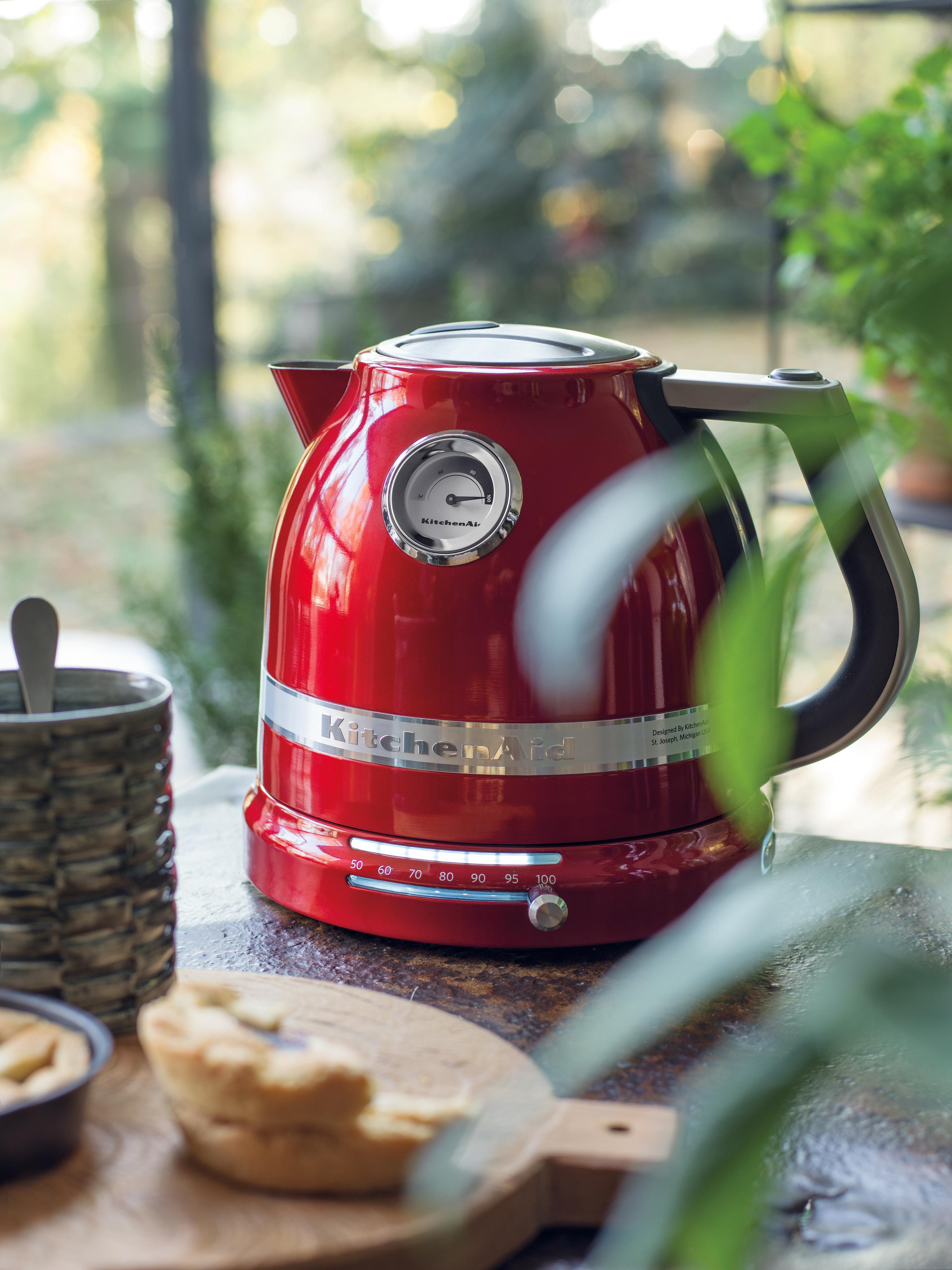 ELKEDEL 1,5 L MED VARIABEL TEMPERATUR – ARTISAN - Rød metallic ...